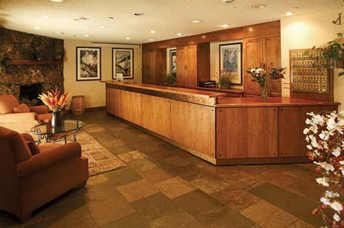 Sun Pacific | AVON, COLORADO - Falcon Point